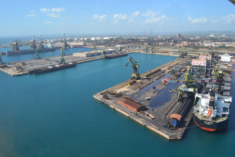 Yilport on the way to Italy - port.today