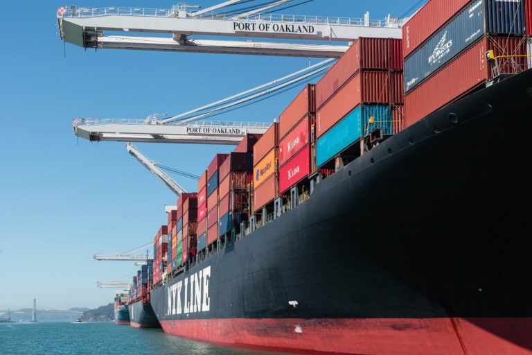 Oakland completes berth expansion to handle increasing volumes - port.today